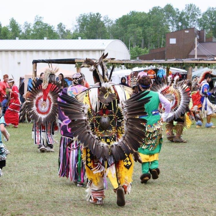 Pow Wow traditionnel de Kitigan Zibi 2026 - Tourisme Vallée-de-la-Gatineau